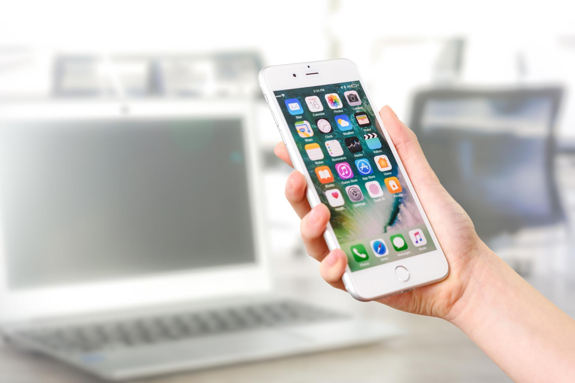 Desarrollando aplicaciones móviles nativas con React Native - Paradigma Desarrollando aplicaciones móviles nativas con React Native - Paradigma