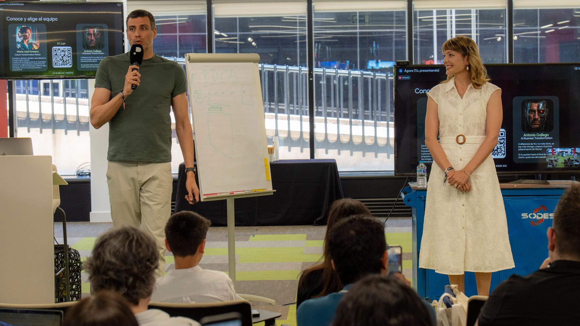 Así fue [Rev]olution Day 2025: 7 claves de transformación… - Paradigma